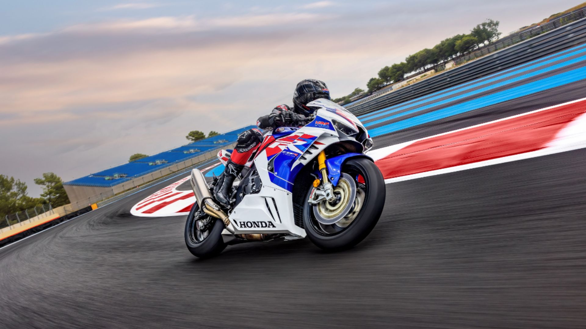 Honda CBR 1000RR-R Fireblade SP gains new color option in its 2024 ...